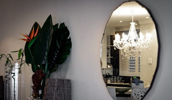 6 amazing ways to use mirrors in your home décor