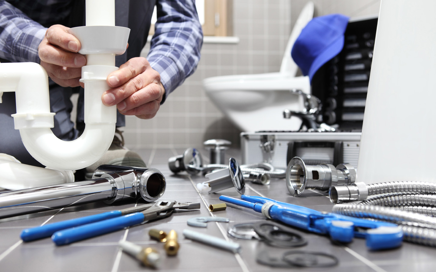 Avoid These 6 Common DIY Mistakes | Zameen Blog