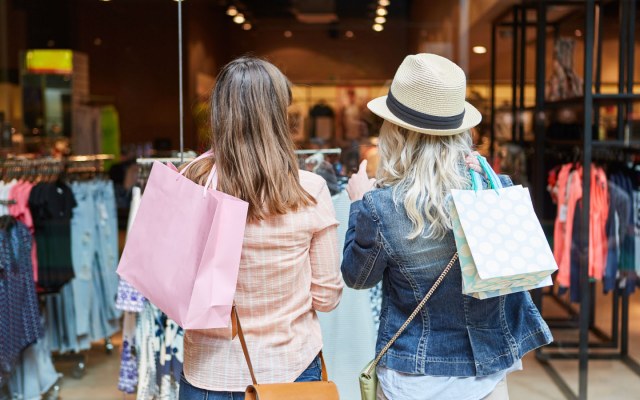 7 Budget Friendly Shopping Tips to Save Money | Zameen Blog