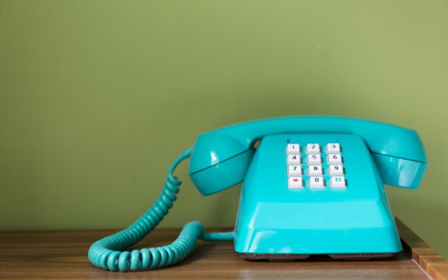 Tips for Dealing With Annoying Neighbors | Zameen Blog