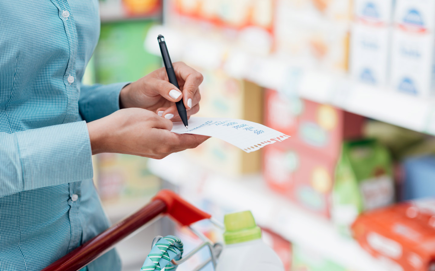 7 Budget Friendly Shopping Tips To Save Money Zameen Blog 7 Budget Friendly Shopping Tips To Save Money Zameen Blog