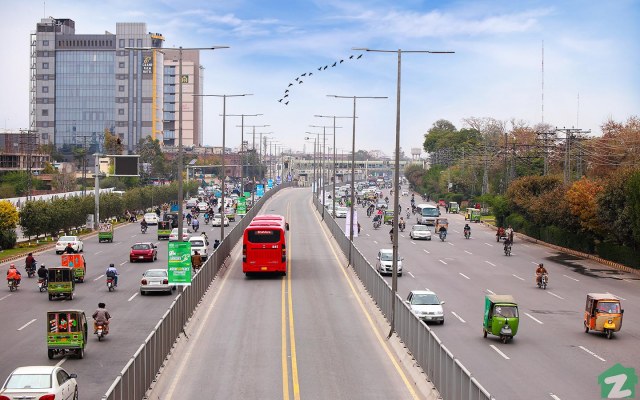 All You Need to Know About Public Transport in Lahore | Zameen Blog