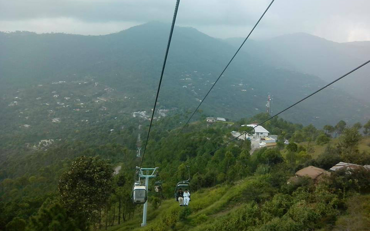5 Most Scenic Chairlifts in Pakistan | Zameen Blog