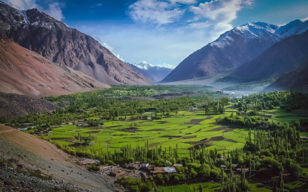 Places to Visit in Pakistan in 2019: Chitral, Hunza & More! | Zameen Blog