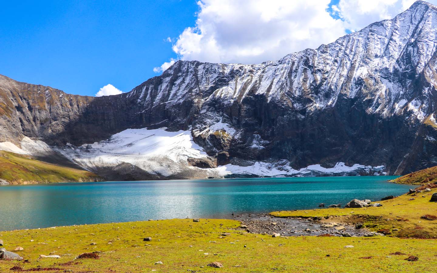 Places to Visit in Pakistan in 2019: Chitral, Hunza & More! | Zameen Blog