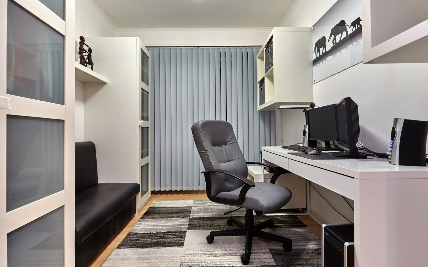 7 Tips for Setting up a Home Office | Zameen Blog