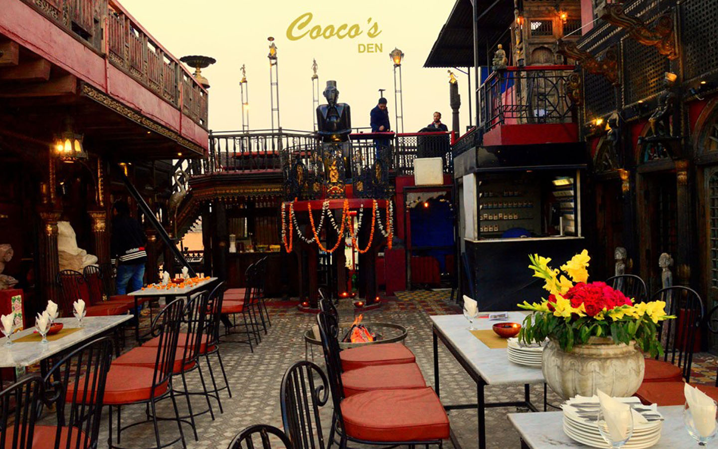 Best Restaurants with Live Music in Lahore | Zameen Blog