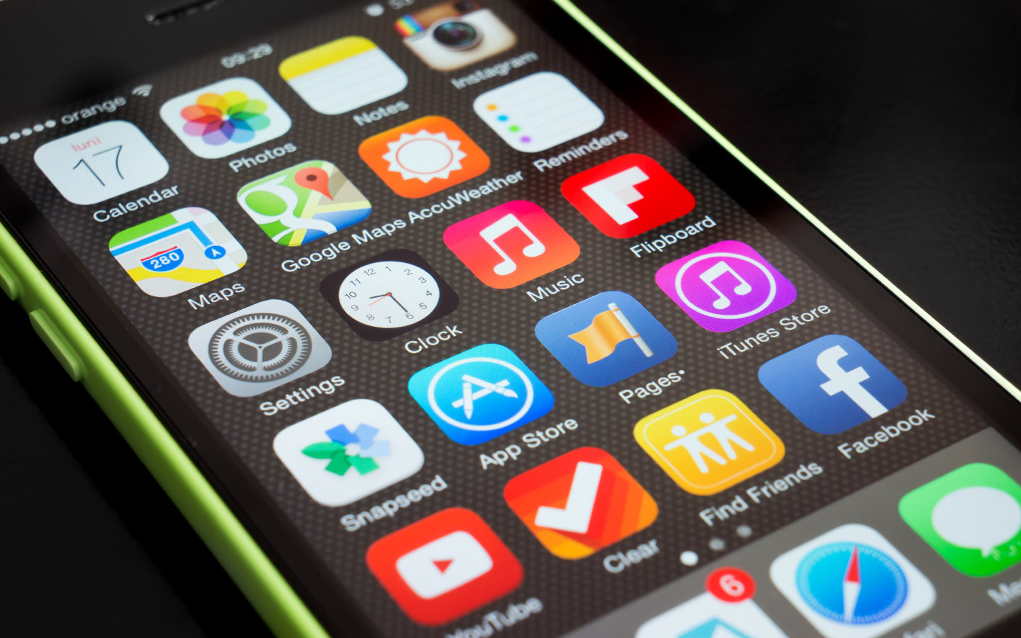 How to Go Paperless at Work and Prevent Deforestation | Zameen Blog