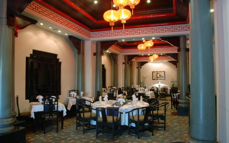 Fine Dining Restaurants in Karachi: Okra, Sakura & More | Zameen Blog