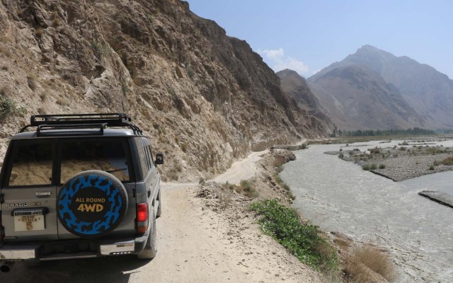 8 of the Most Dangerous Roads of Pakistan | Zameen Blog