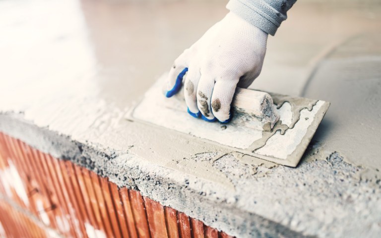 A Guide on How to Waterproof Your Walls | Zameen Blog