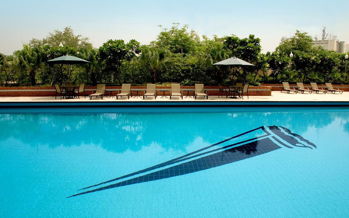 Swimming Pools in Lahore: Avari, PC, DHA Complex & More | Zameen Blog