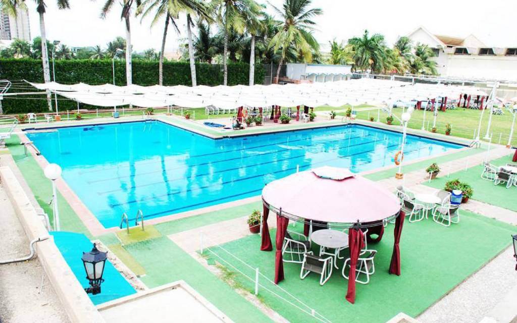 Best Swimming Pools in Karachi | Zameen Blog