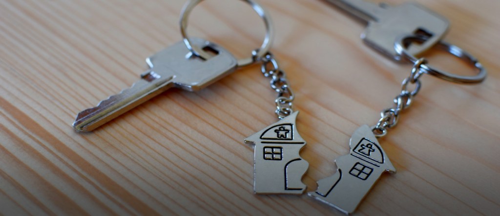 Common Property Disputes and Ways to Resolve Them | Zameen Blog