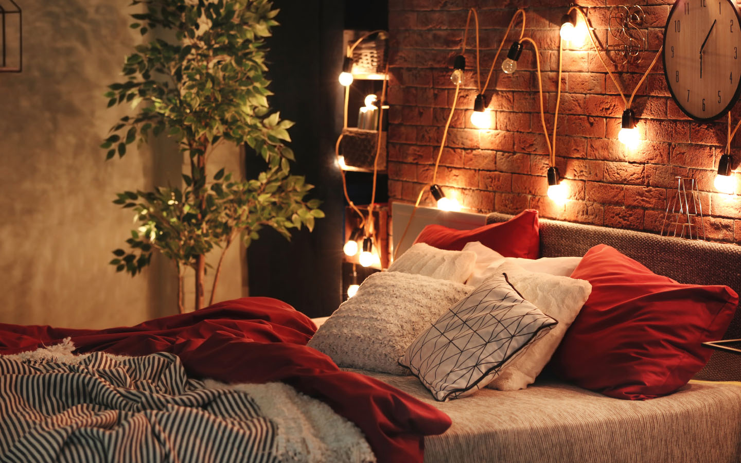 Warm and Comfortable Bedroom Décor Ideas | Zameen Blog