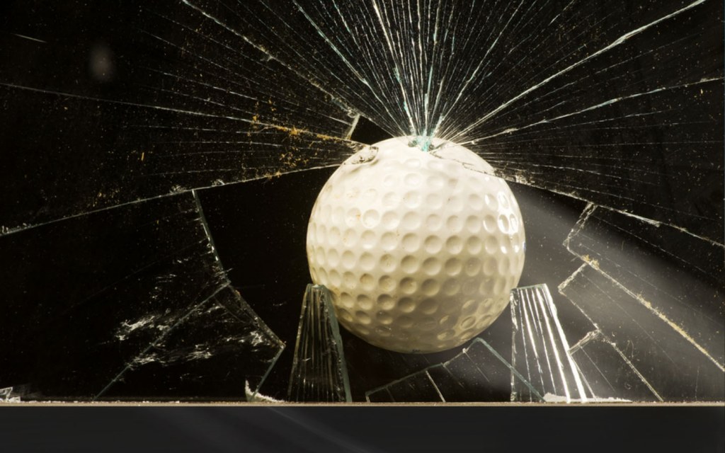 Pros and Cons of Living near a Golf Course | Zameen Blog