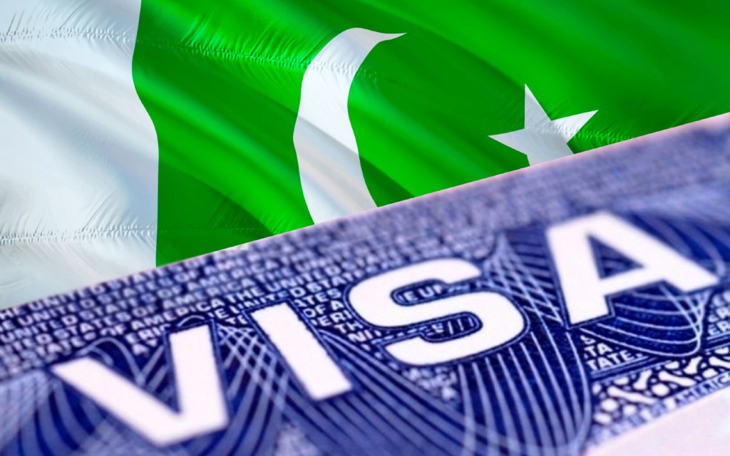 Guide on How to Get a Tourist Visa for Pakistan | Zameen Blog