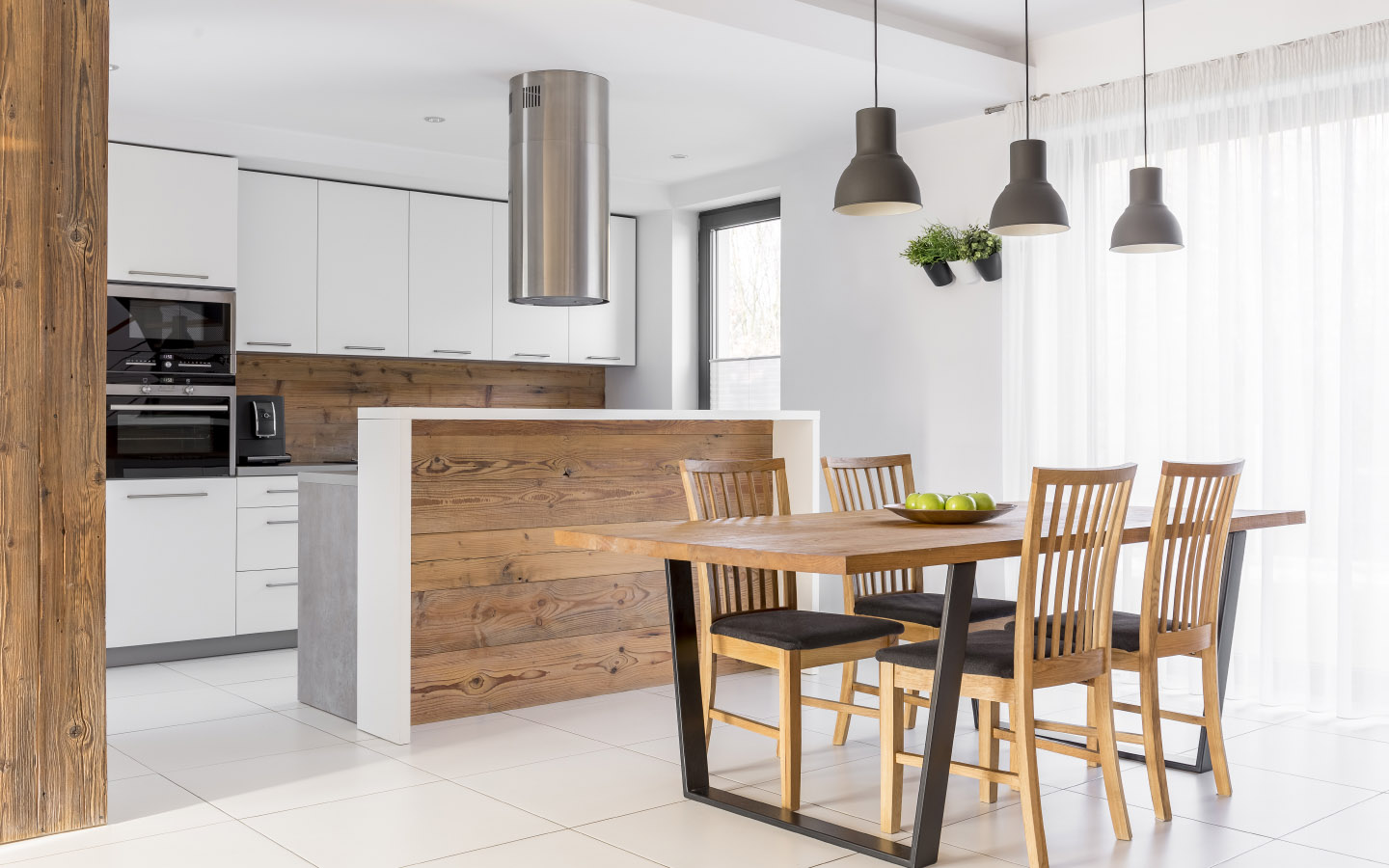 Closed vs. Open Kitchen Plans—Key Differences | Zameen Blog