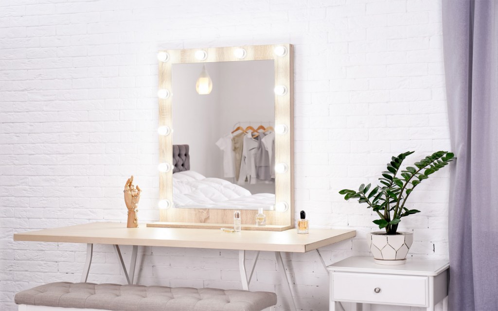 Designing the Perfect Dressing Table for Your Room | Zameen Blog
