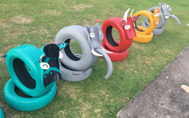 Creative Ways to Recycle Old Tyres in Garden Decor | Zameen Blog