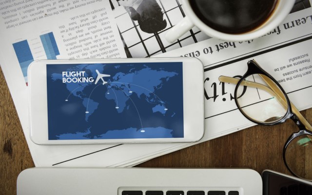 How to Save Money on Plane Tickets in Pakistan | Zameen Blog