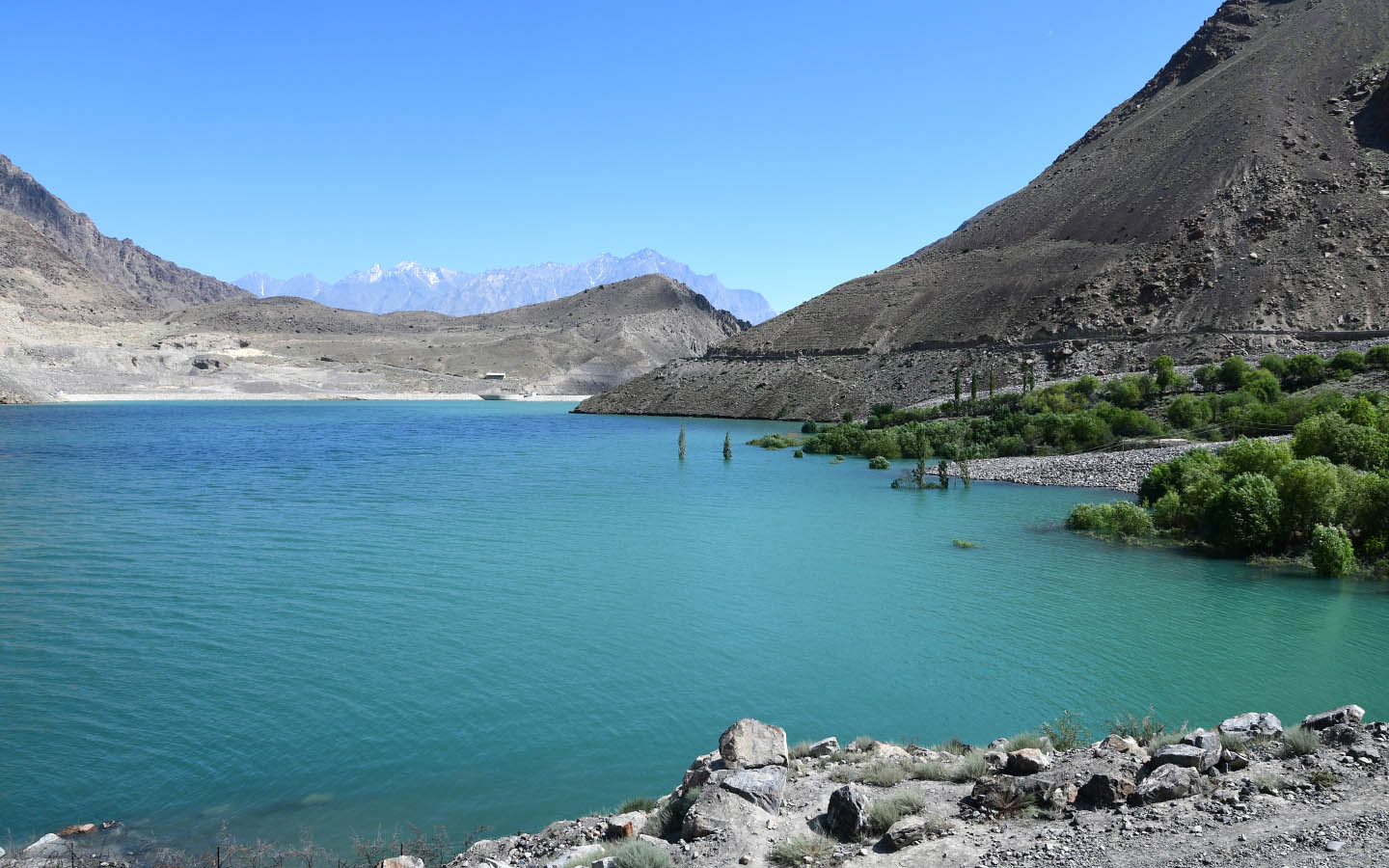 15 of the Most Beautiful Lakes in Pakistan | Zameen Blog