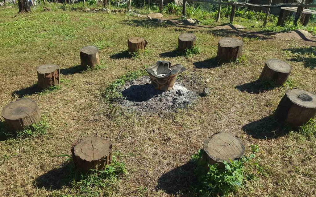 How to Set up a Bonfire Party this Winter Season | Zameen Blog