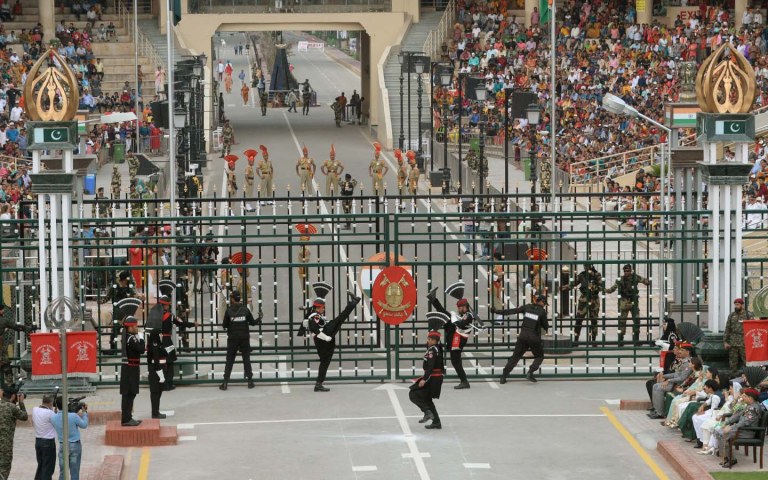 Wagah Border, Lahore: Location, Timings & More | Zameen Blog