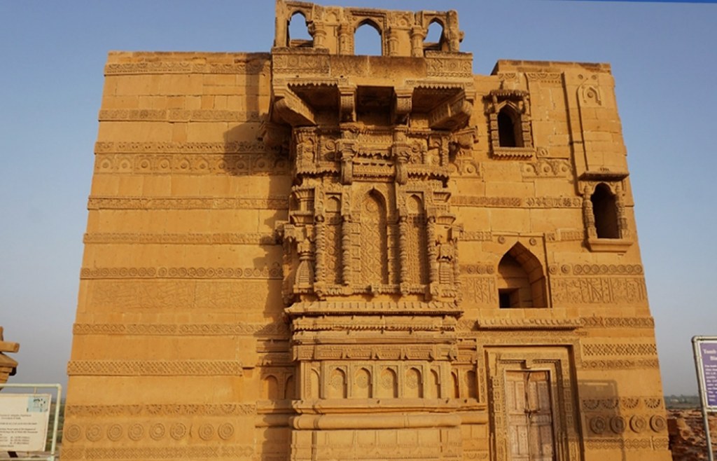 Exploring the Best Tourist Destinations in Thatta, Sindh | Zameen Blog