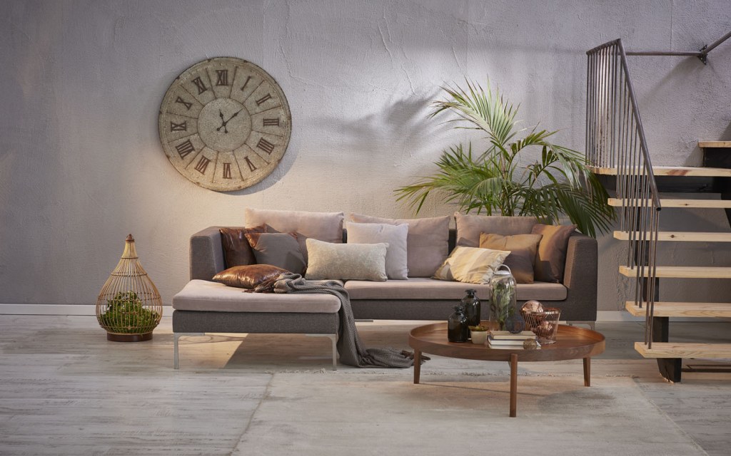 Must-Have Home Décor Items for Your Interior | Zameen Blog