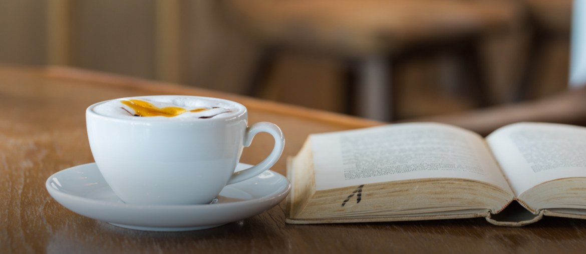 Cosy Reading Corner Ideas for your Home | Zameen Blog