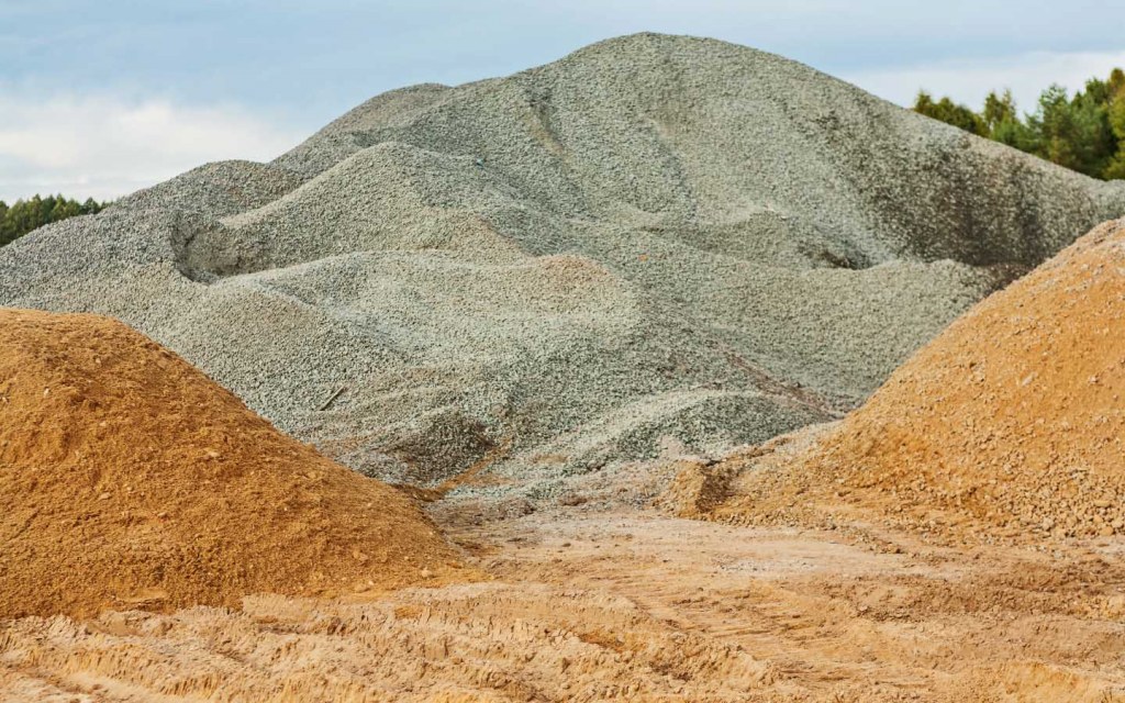 Best Types of Soil for Building Foundations | Zameen Blog