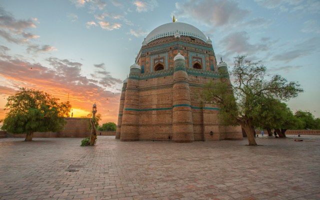 Travel Guide to Multan: Shrines, Historical Places & More | Zameen Blog