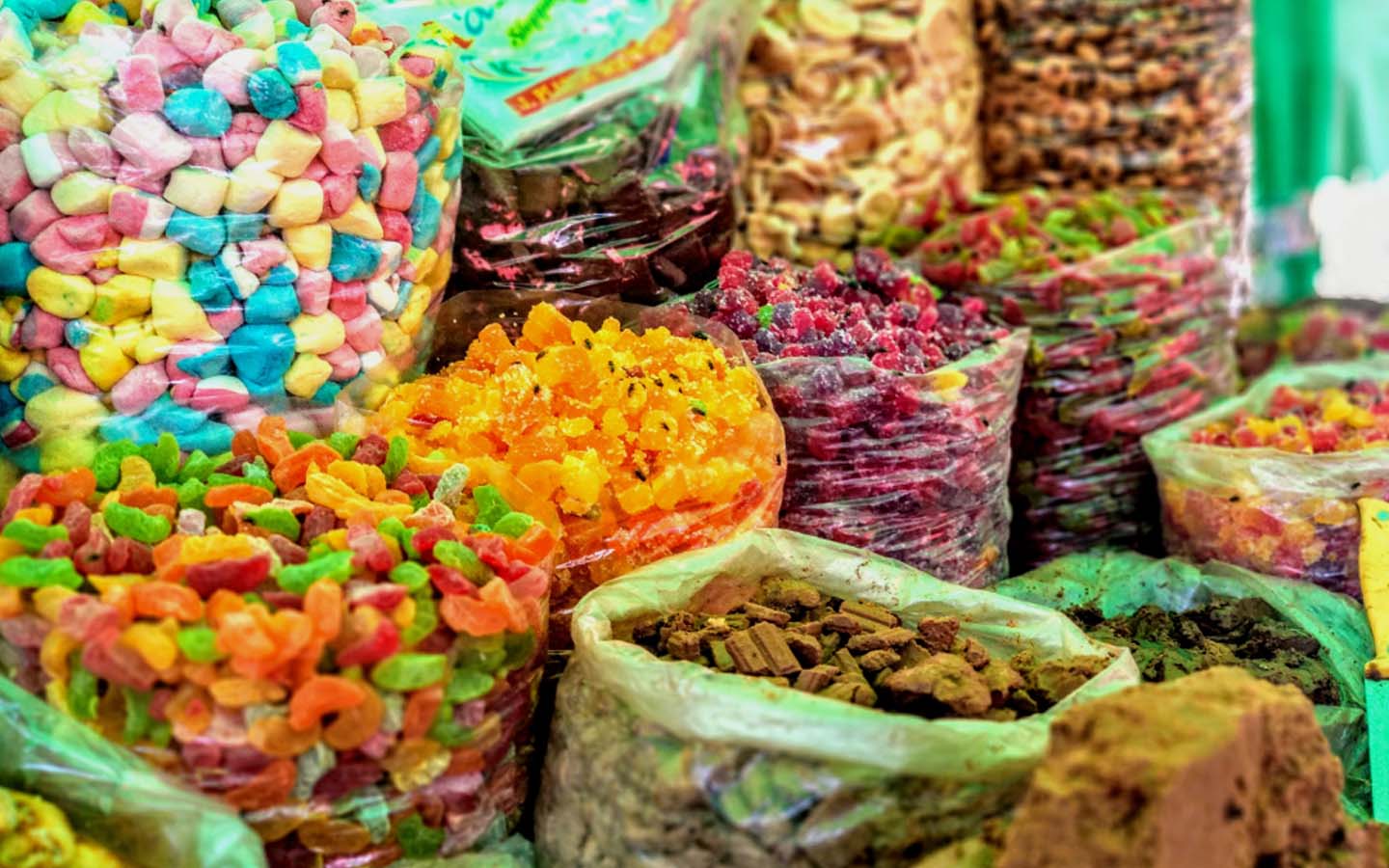 History of Kharadar and Mithadar: Landmarks, Food Streets & More ...