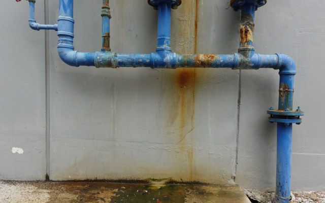 How to Detect and Prevent a Gas Leak in Your House | Zameen Blog