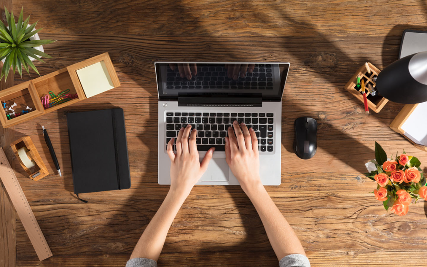 Pros and Cons of Having to Work from Home | Zameen Blog