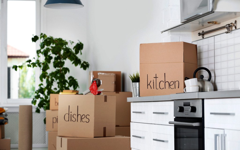 Here’s the Right Order of Unpacking After a Move | Zameen Blog