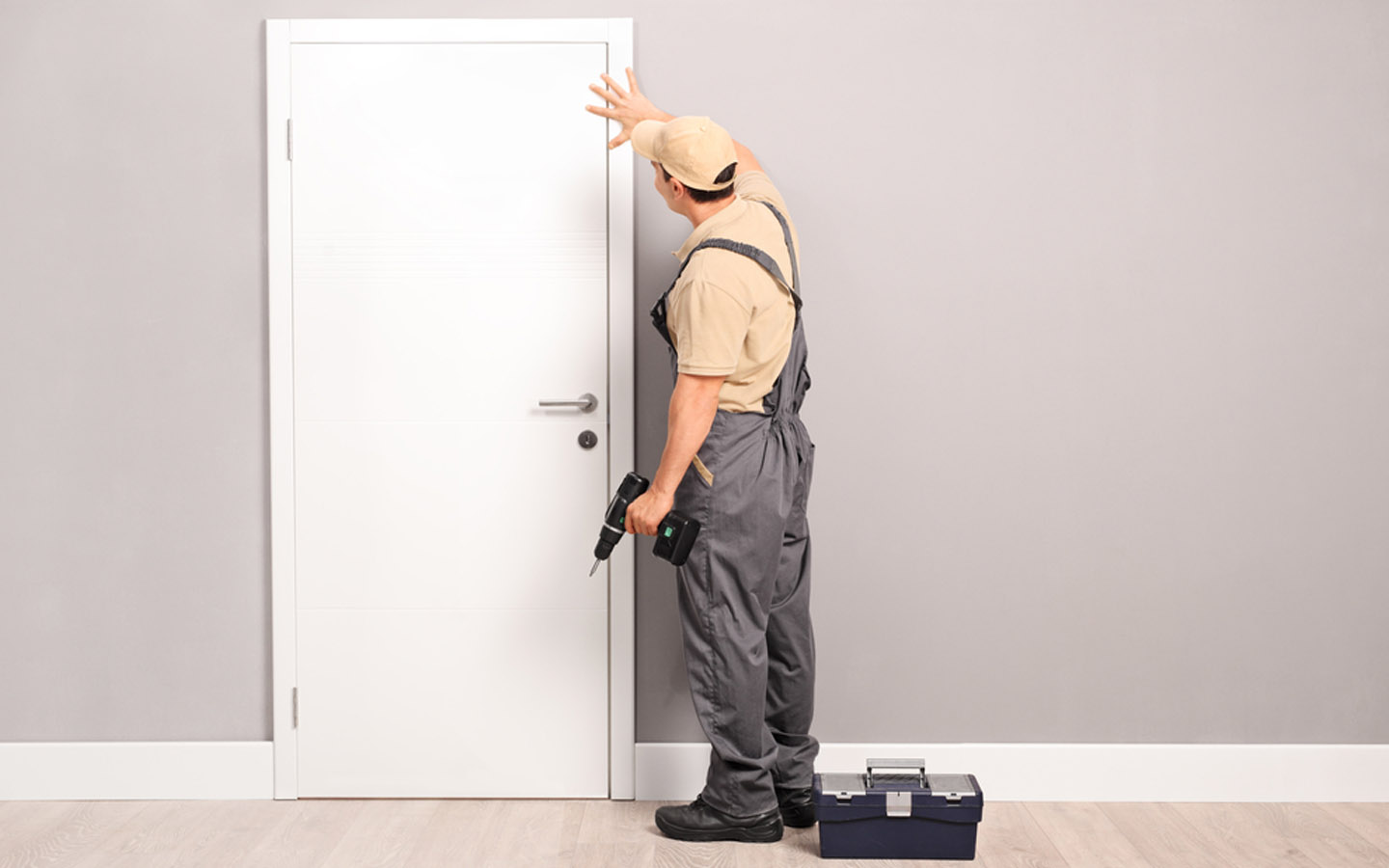 DIY Door Installation in Easy Steps | Zameen Blog