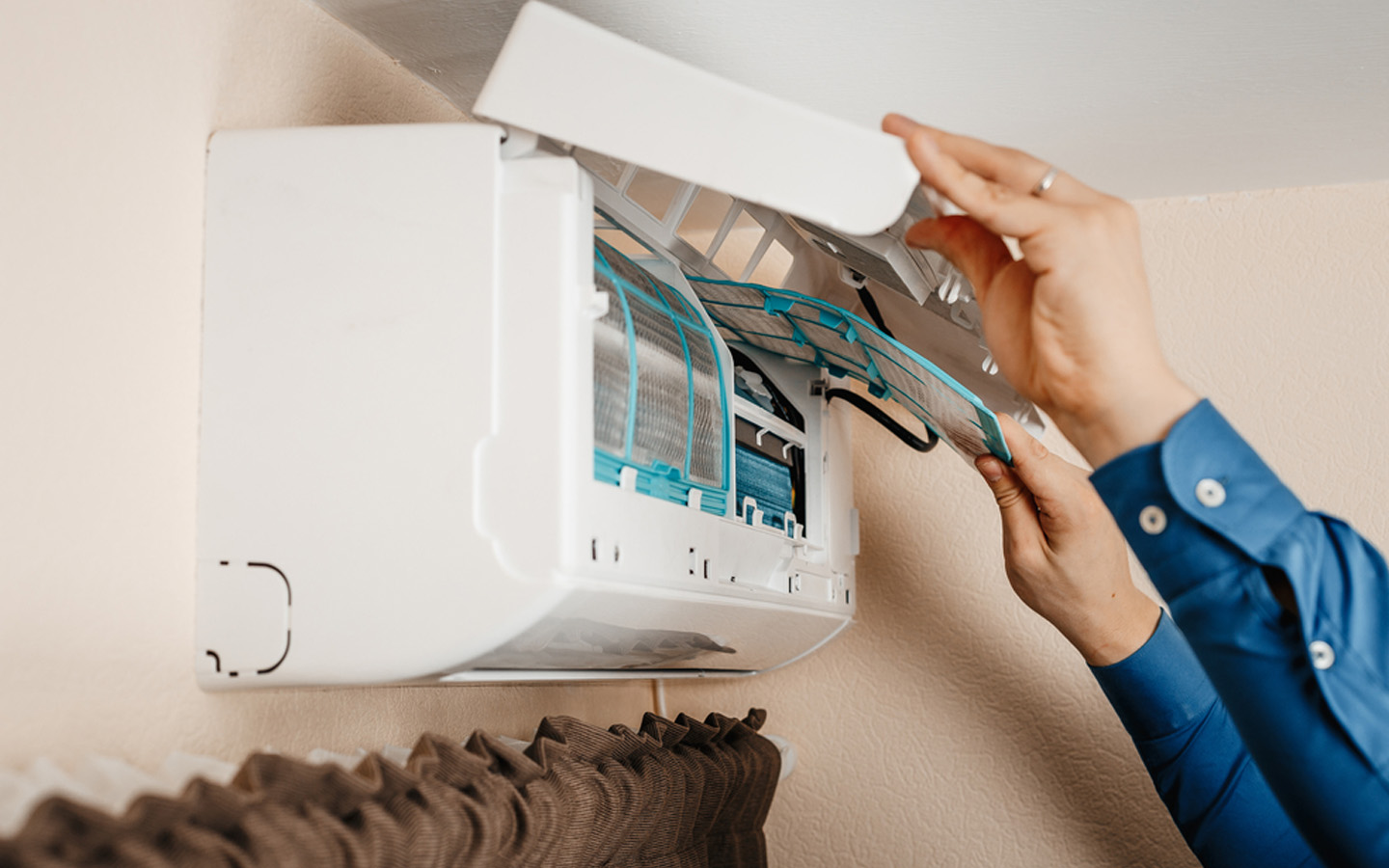 Budget Friendly Tips to Repair an Air-Conditioner at Home | Zameen Blog