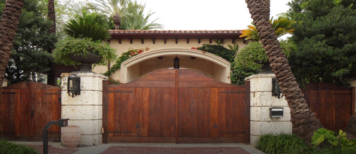 Stylish Designs for the Main Gate of Your House | Zameen Blog