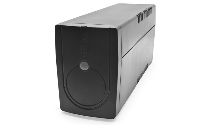 UPS or A Generator: What to Choose & Why? | Zameen Blog