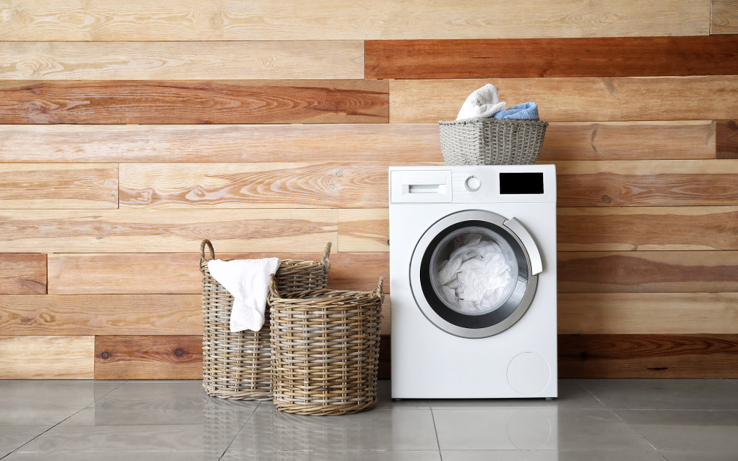 How to Upgrade the Outdoor Laundry Area | Zameen Blog