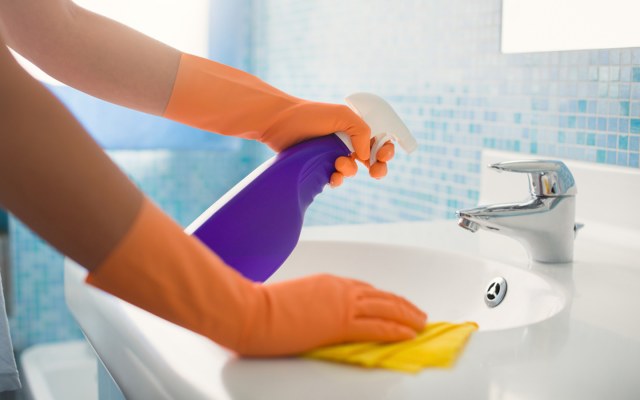 How to Clean a New House After Moving In | Zameen Blog
