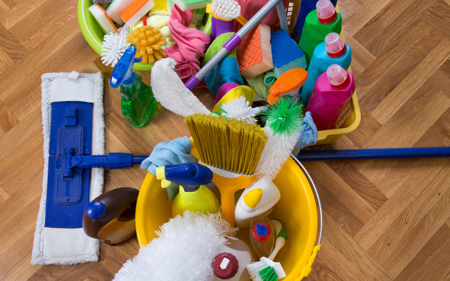 How to Pack an Essentials Box for a Move | Zameen Blog