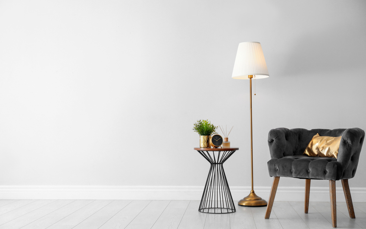 Best Types of Lamps for Home: Features, Placement & More | Zameen Blog