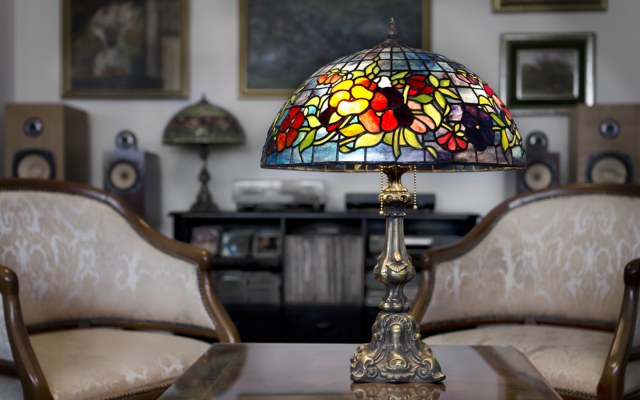 How to Use Stained Glass in Your Home’s Décor? | Zameen Blog