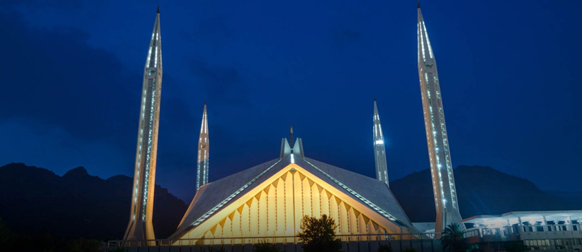 Faisal Mosque in Islamabad: History, Architecture & More | Zameen Blog