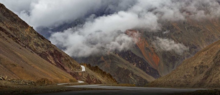 Mountain Passes in Pakistan: History, Facts & More! | Zameen Blog