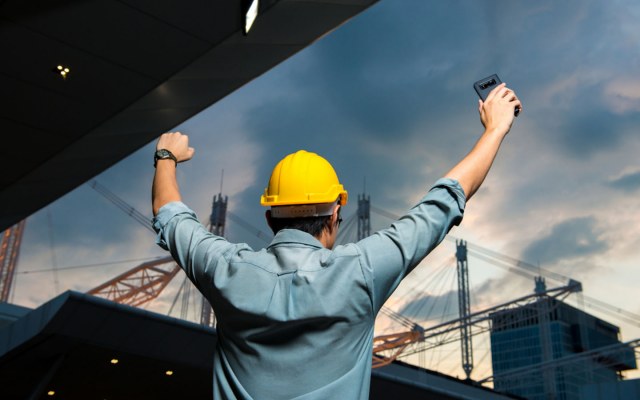 Tips for Completing Construction Projects on Time | Zameen Blog