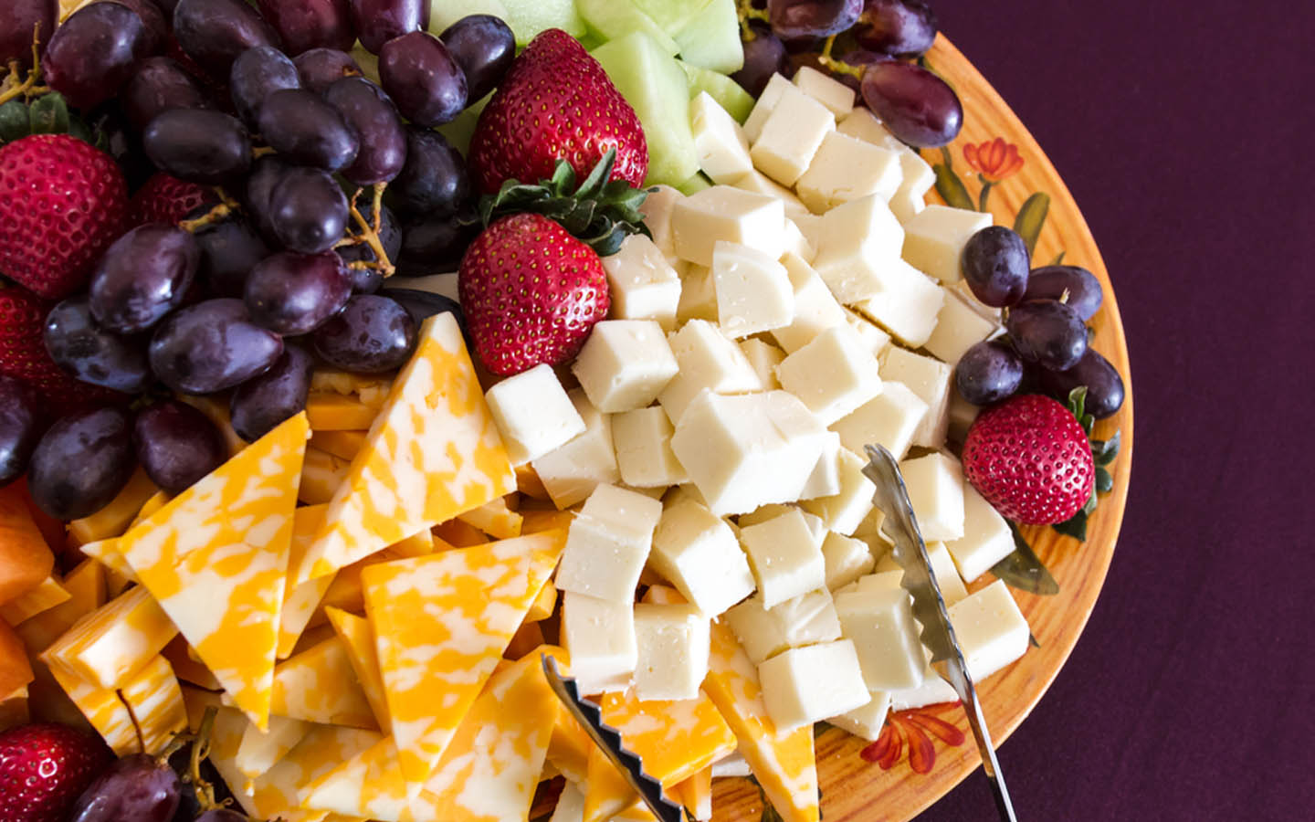 Amazing Dining Table Decoration Ideas for Special Moments | Zameen Blog